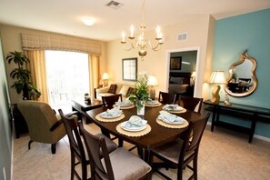 Apartamento, várias camas (7664 Windsor Hills) | Restaurantes