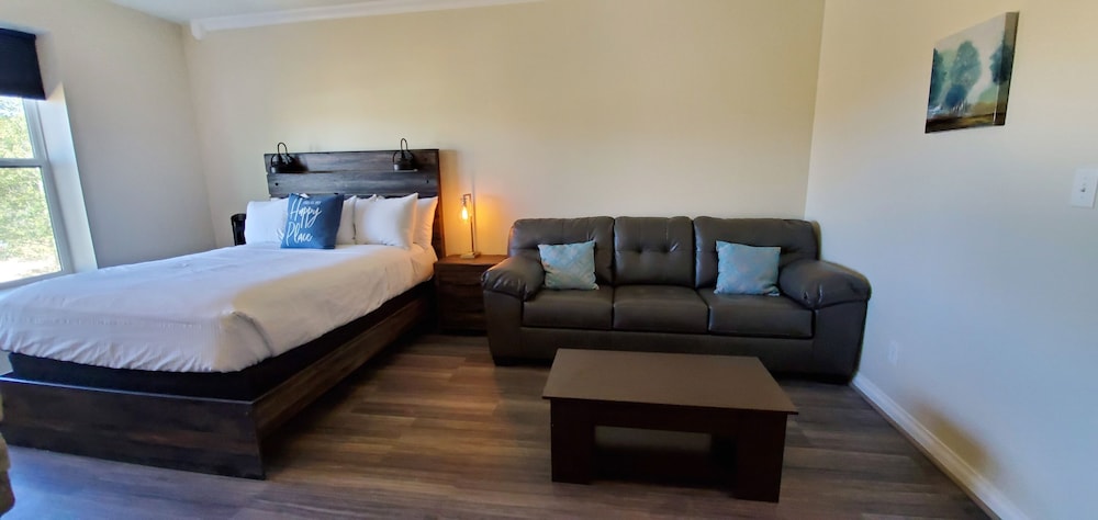 Clean Get-a-way Condo W/ Pool, Jacuzzi And Gym - Brian Head, UT