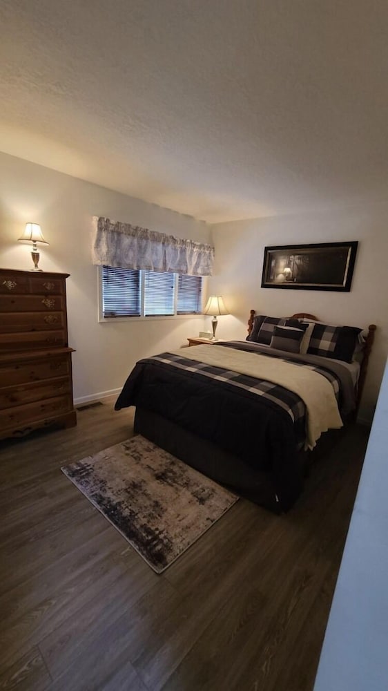 Beautiful Golf Villa! - Galena, IL