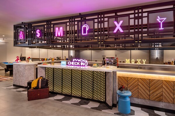 Moxy Solo - Surakarta