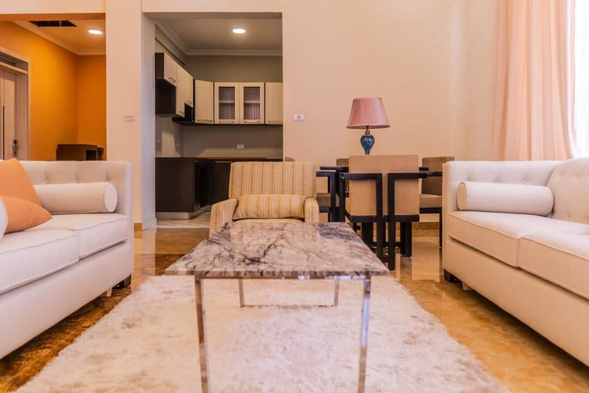 Cobertura superluxo, 2 quartos | Frigobar, cofres nos quartos, ferros/tábuas de passar roupa