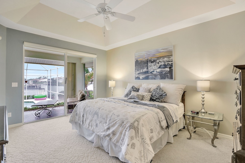 Wide-view Estate Home Near Boat Ramp With Pool & Deep-water Dockage - Marco Island, FL