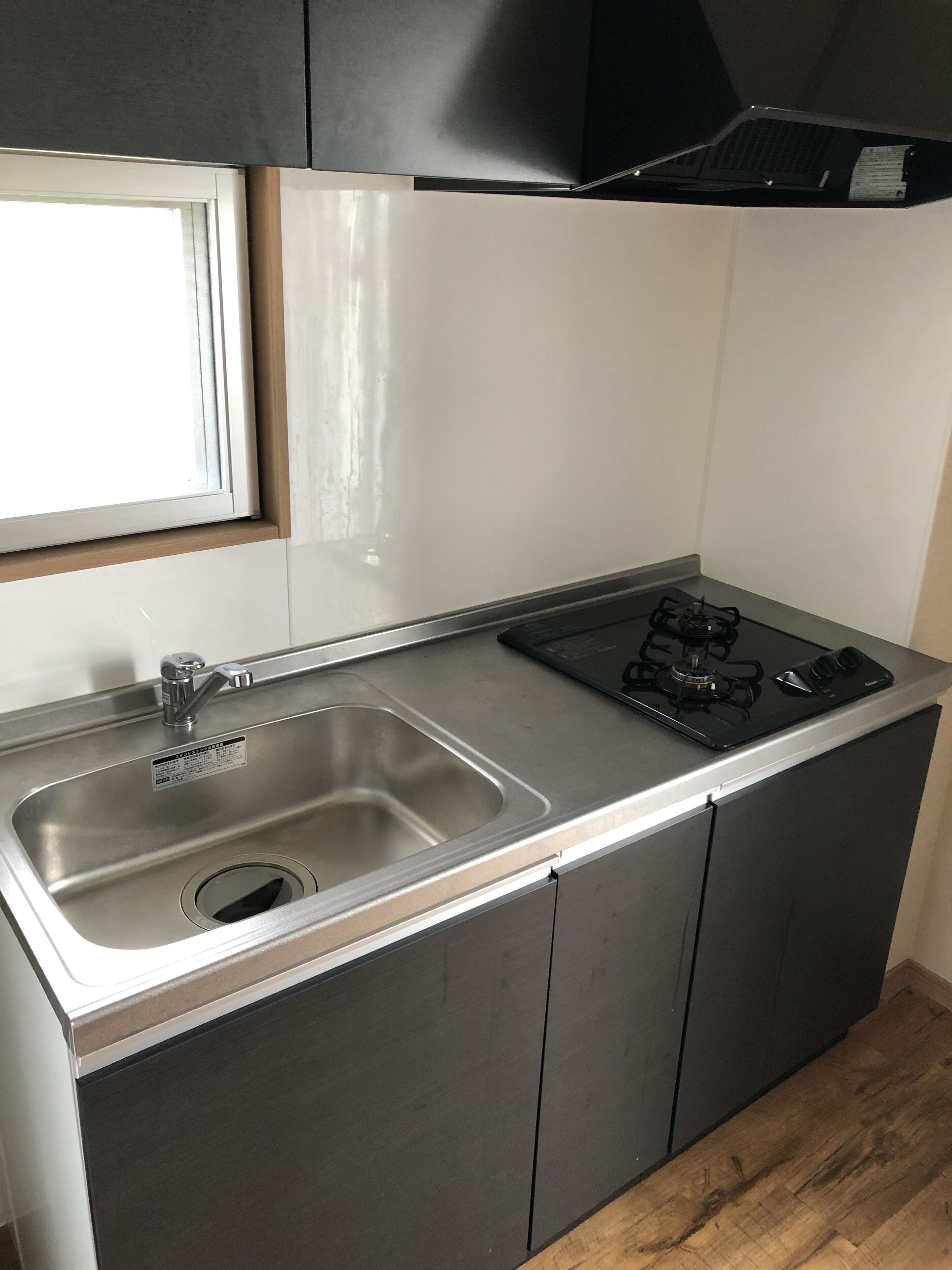 Quarto (1K) | Kitchenette privada | Um frigorífico, um micro-ondas, uma chaleira elétrica 