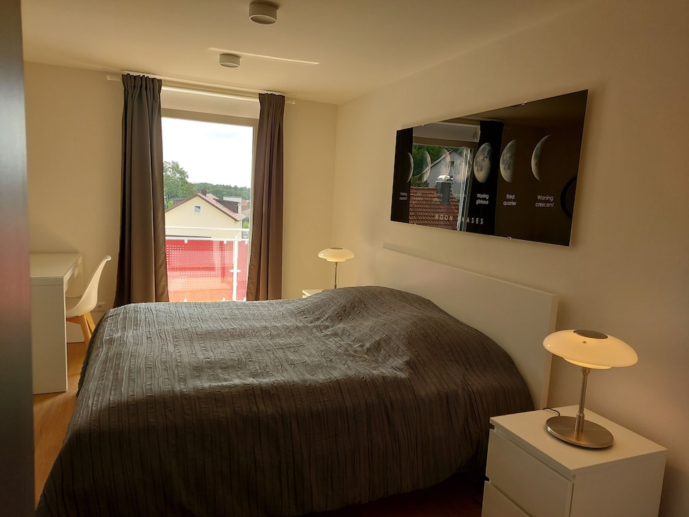 Moderne 3-zimmer Wohnung Mit Blick Auf Regensburg - Neutraubling