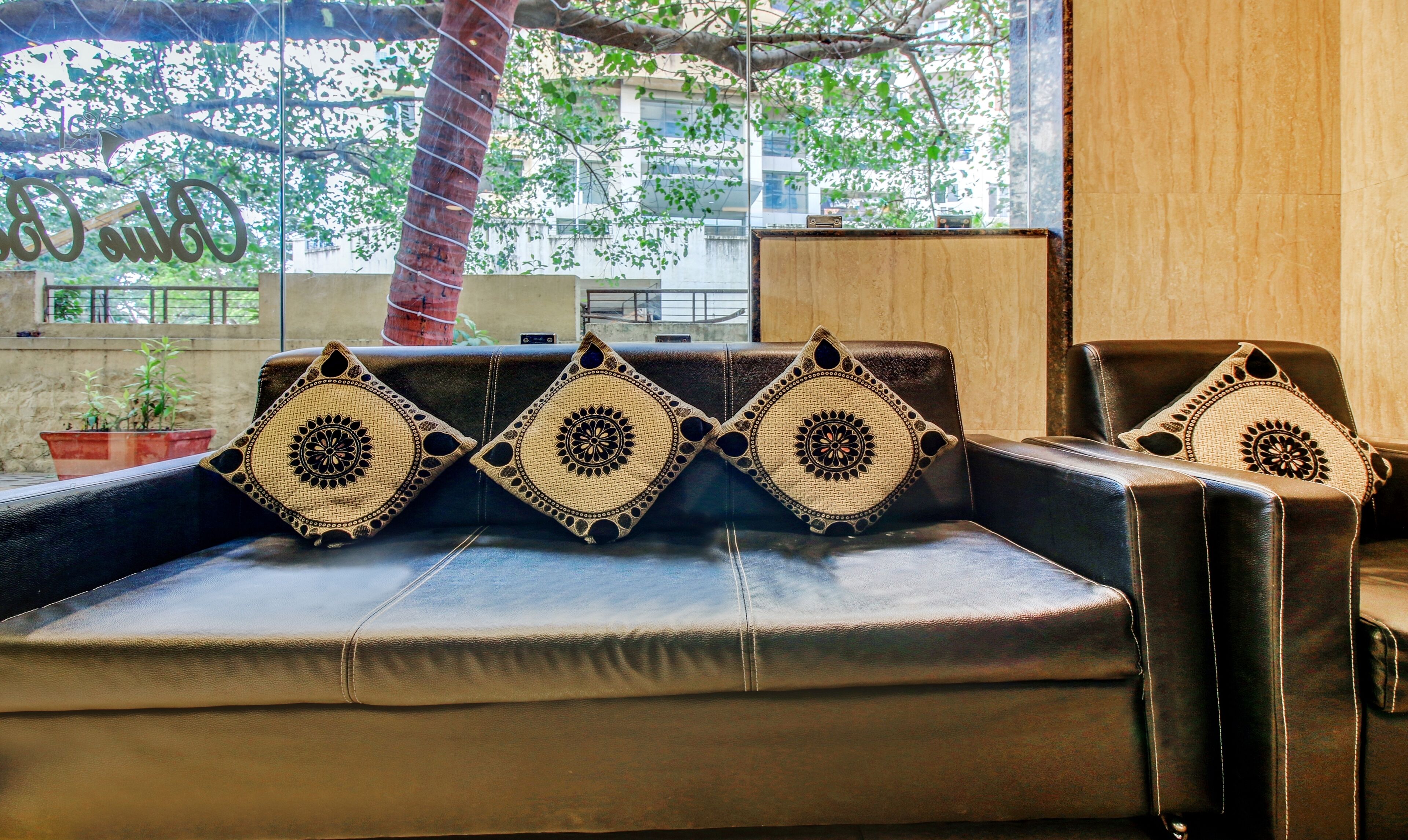 Área de estar no saguão