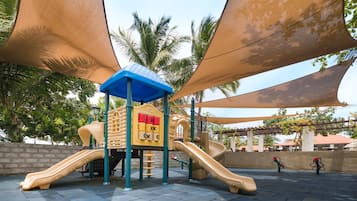 Área de recreio para crianças (ao ar livre)