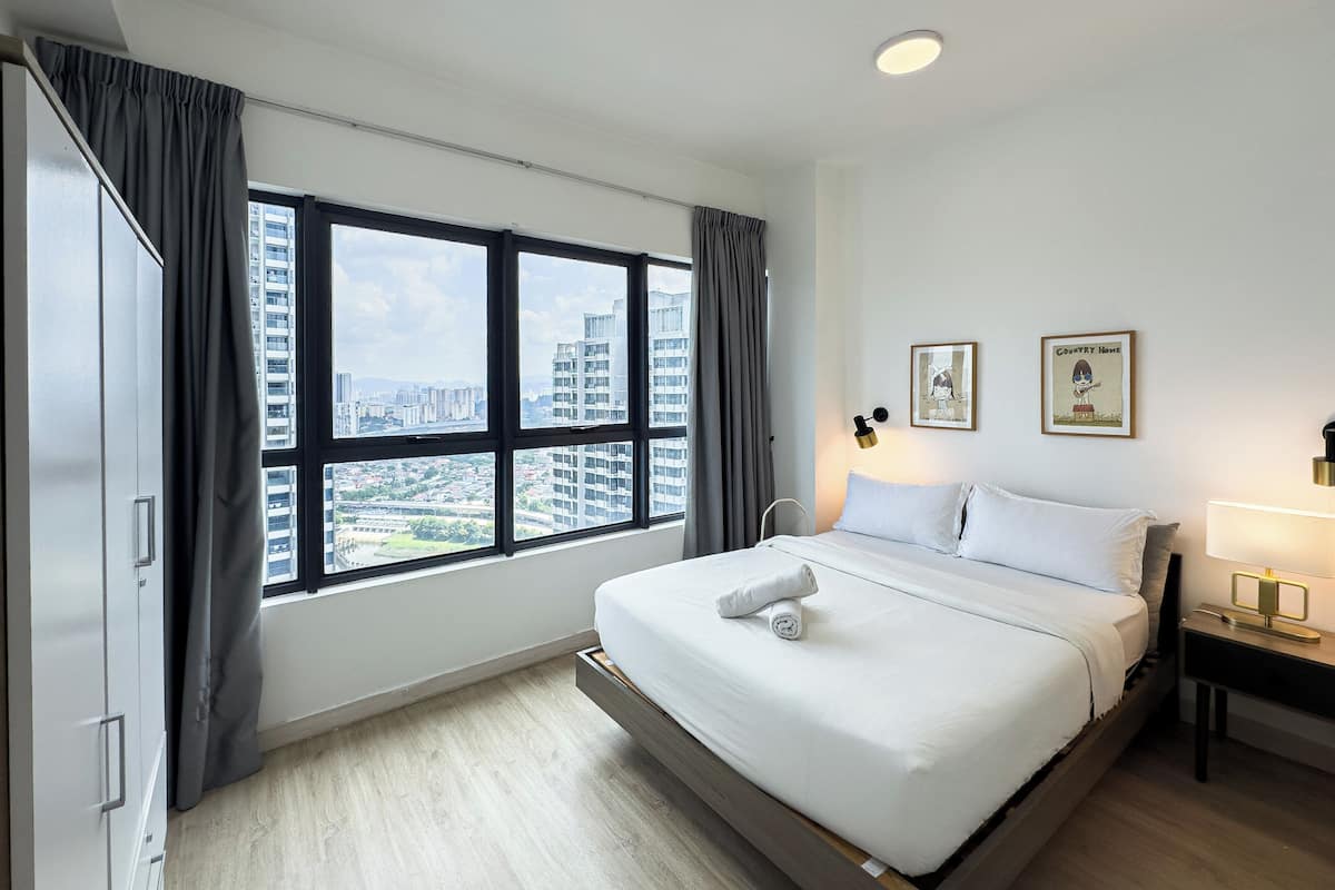 Apartamento Comfort, 3 quartos, não fumadores, Vista para a cidade | 2 quartos, com decoração personalizada, com mobília individualizada