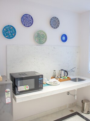 Suíte luxo | Cozinha privada | Cafeteira/chaleira, chaleira elétrica