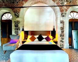 Superior Room 1 King Bed | Roupa de alta qualidade, minibar, cofre com capacidade para portátil 