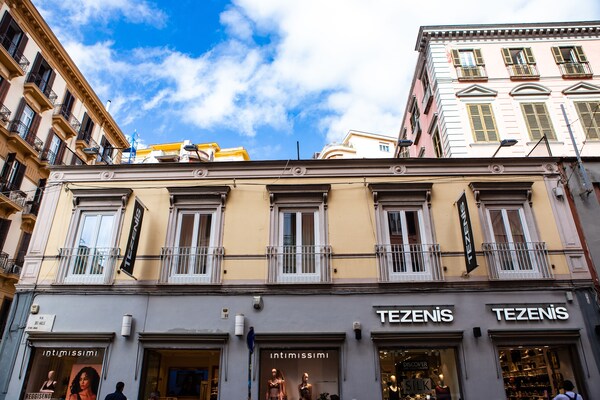 Prestige Rooms Chiaia - Nápoles