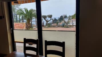 Estúdio (Rustiq) | Sala de estar | Televisor LED