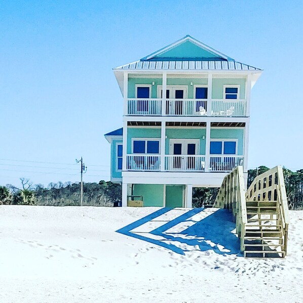 Stunning 4 Bedroom, Gulf Front, North Cape Home - Cape San Blas | Vrbo