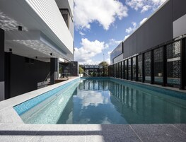 Piscina exterior, da(s) 8:00 à(s) 20:00, espreguiçadeiras 