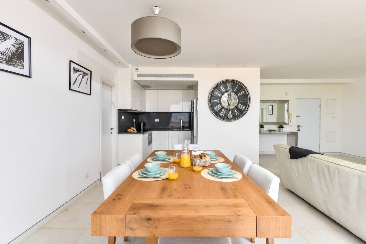 Apartamento, 3 quartos | Interior