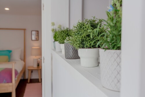 Sunny Apartment with Patio, By TimeCooler