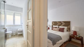 Apartamento, 1 quarto, no piso térreo | 1 quarto, ferros/tábuas de passar roupa, berços (sobretaxa)