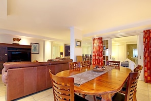 Apartamento (3 Bedrooms) | Parte interna