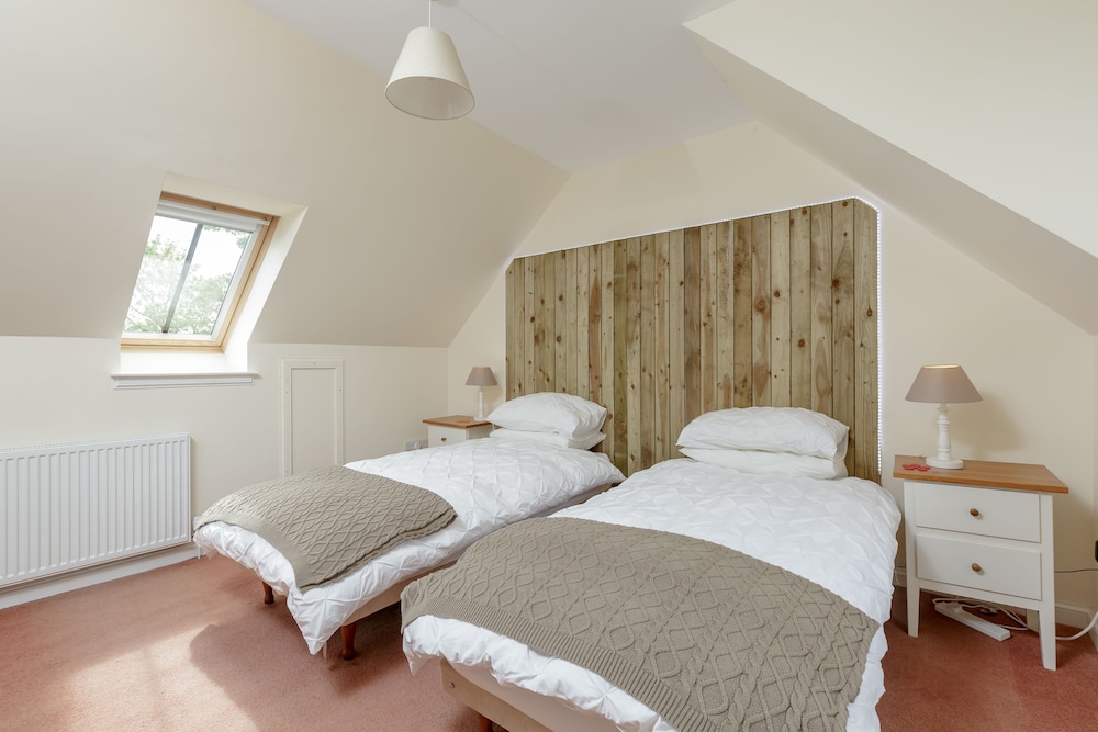 Private Beach Access - Dumbarnie Golf - Beautiful 2 B/rm Cottage - Pet Friendly - 파이프