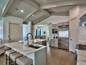Casa, 5 quartos | Cozinha privada