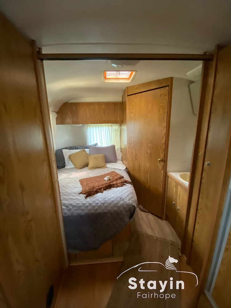 Silver Sail Airstream Glamping Sanitized Wifi Ev Charger 10 Ac - Gulf Shores, AL