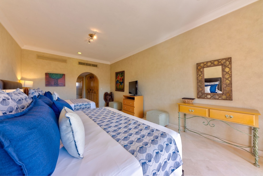 Splendid Premium Ocean Views, Elegant Mexican Décor - 1604 - Cabo San Lucas