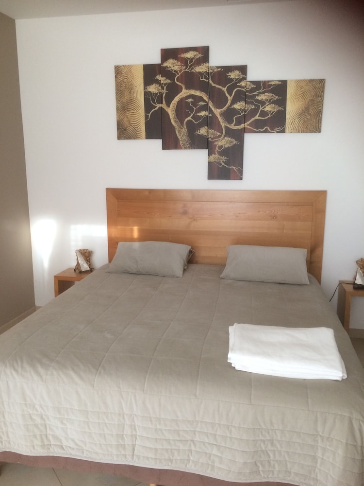 Villa Bonifacio Met Airconditioning En Een Verwarmd Zwembad - Bonifacio