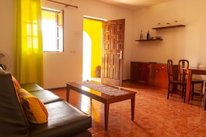 Apartamento Standard | Refeições no quarto