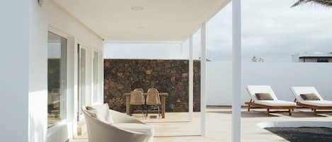 Suite-Estúdio Deluxe (01) | Terraço/pátio interior