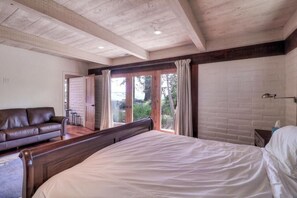 Casa, várias camas (LX 57 Weathertop Rustic Ranch in Carm) | 9 quartos, roupas de cama premium, acesso grátis à internet com fio