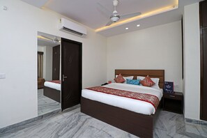 Quarto Duplo Executivo | Cofre no quarto, cortinas/cortinados opacos, Wi-fi grátis