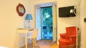 Apartamento, 1 quarto, Vista para a cidade | Sala de estar