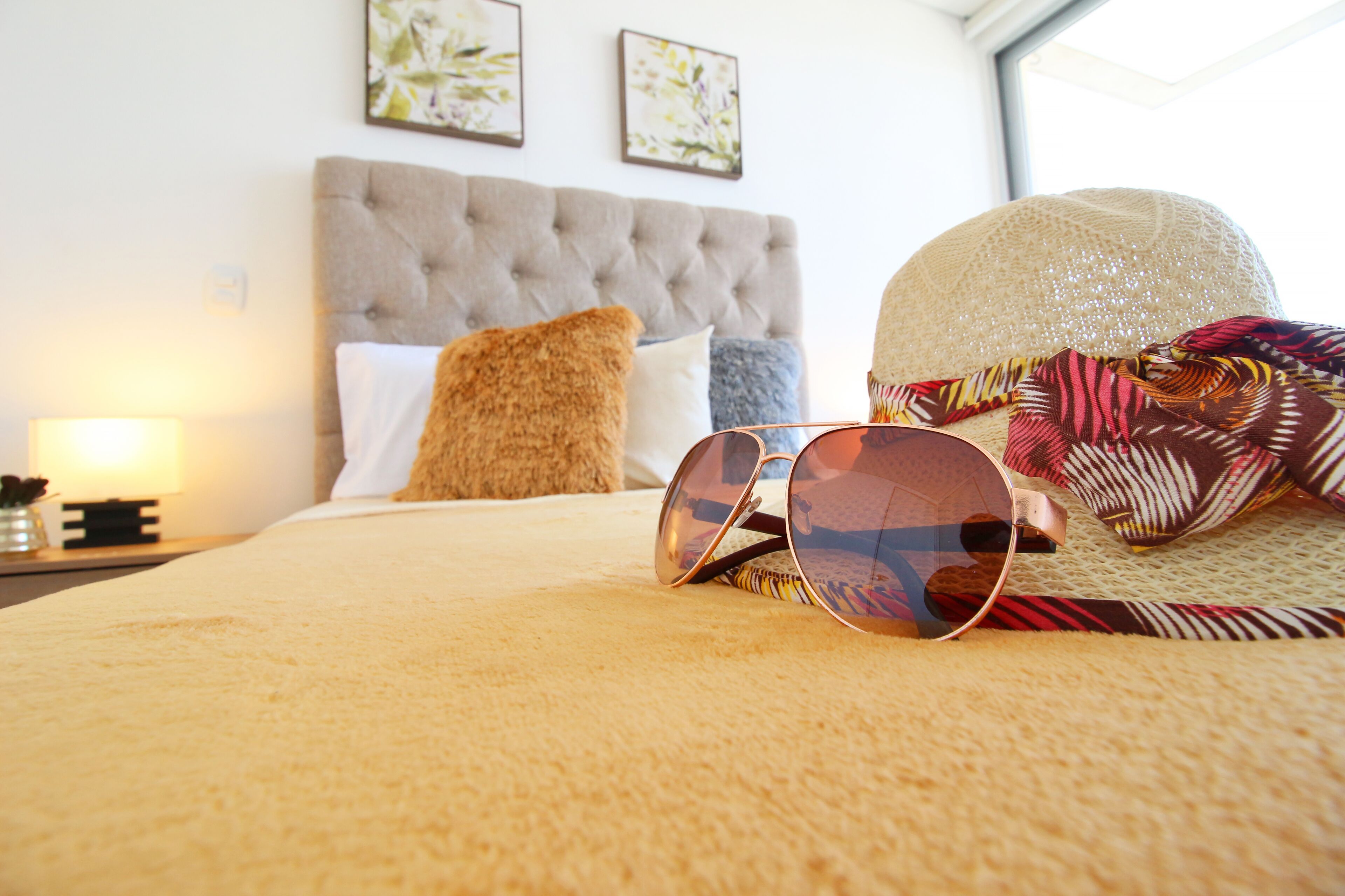 Apartamento conforto | 2 quartos, individualmente decorados, Wi-Fi de cortesia, roupa de cama