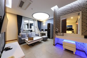 Suite | Secretária, Wi-fi grátis, acesso para cadeira de rodas 