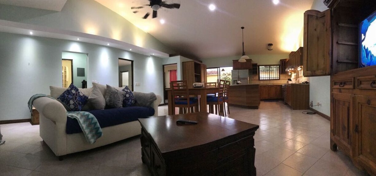 Casa Sueno-private Pool & Jacuzzi, Centro De Jaco - ¡Pasos A La Playa! - Jaco