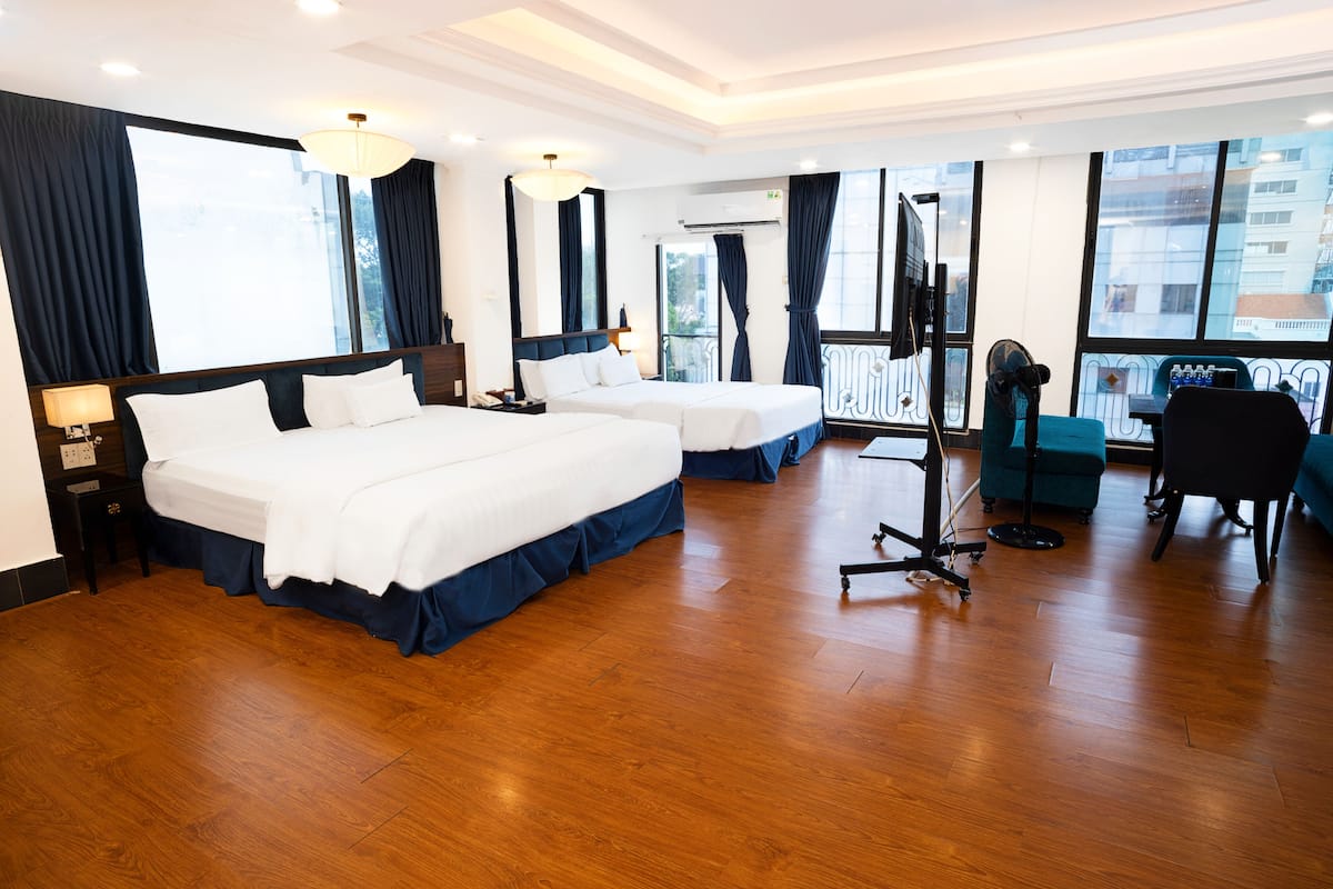 Quarto Executivo, Vista para a cidade | Minibar, cofre no quarto, cortinas/cortinados opacos