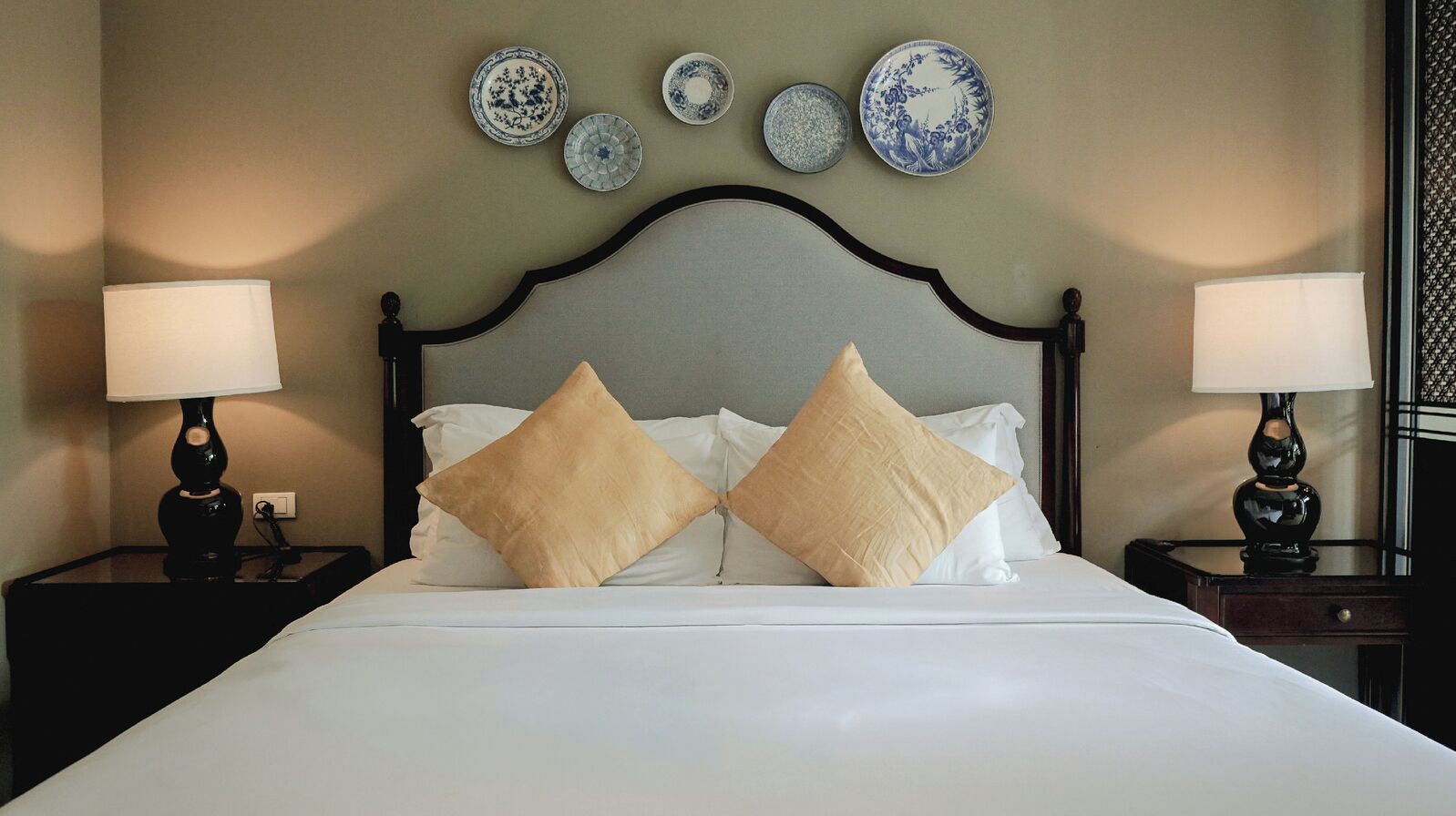 Quarto Deluxe, vista para o mar | Cofre no quarto, com decoração personalizada, secretária 