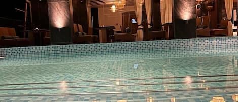 Piscina interna