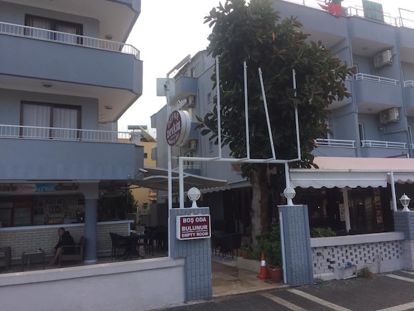 Defne Zevkim Hotel - Marmaris