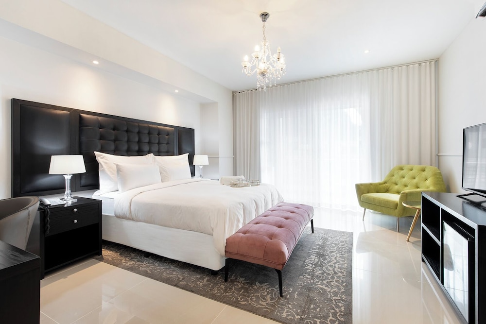 Fauchil Hotel - Germiston