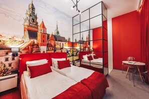 Quarto Duplo ou Twin Básico | Com decoração personalizada, ferro/tábua de engomar, Wi-fi grátis