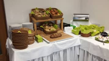 Pequeno-almoço tipo buffet diário incluído