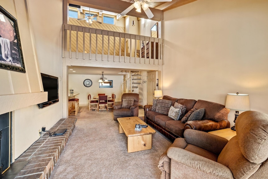 Unidad De 2 Niveles Con Piscina, Jacuzzis, Caminata A La Base, Chimenea, Terraza Privada - Steamboat Springs, CO