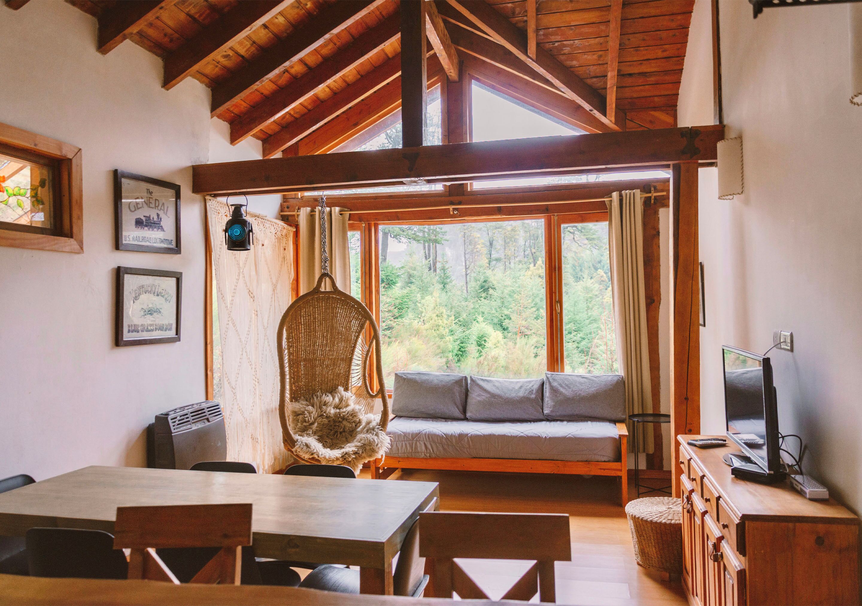 Apartamento Familiar | Sala de estar | Televisor LCD, lareira, ténis de mesa, filmes pagos 