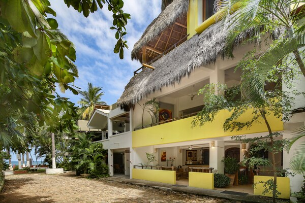 Vista Palmar, Beach Front - Sayulita