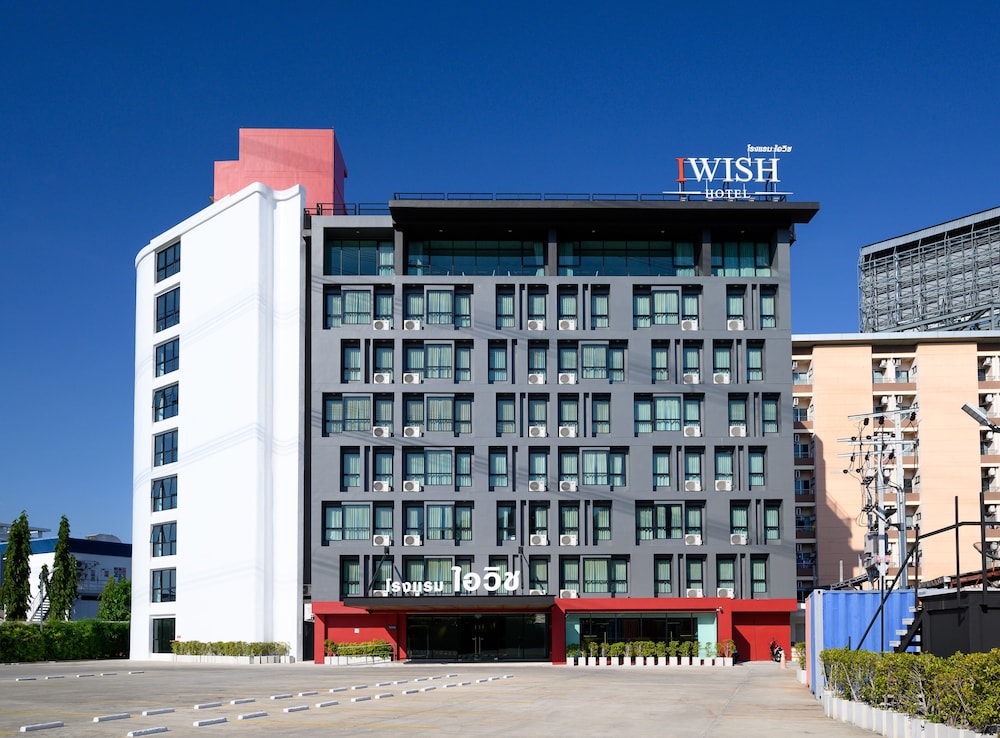 Iwish Hotel - Lak Si