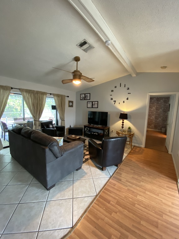 Perfect Vacation Home For Your Family Is Now Open To Guests 7 Min To The Beach - Englewood, FL