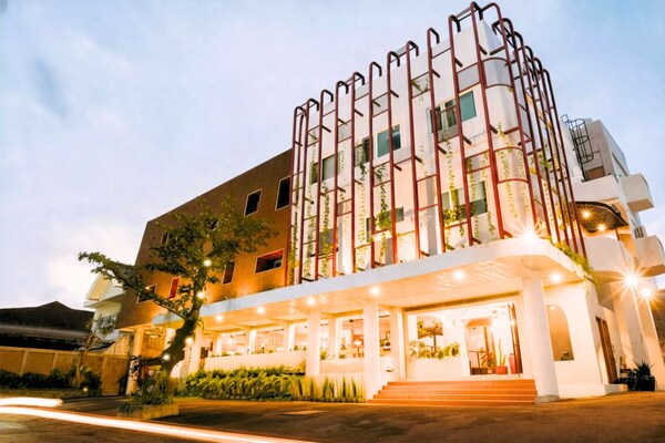 Panahouse Surabaya - Surabaya