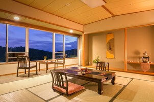 Quarto tradicional, para fumantes (Japanese Style, 10-Tatami, about 21㎡) | Cofres nos quartos, escrivaninha, quartos à prova de som