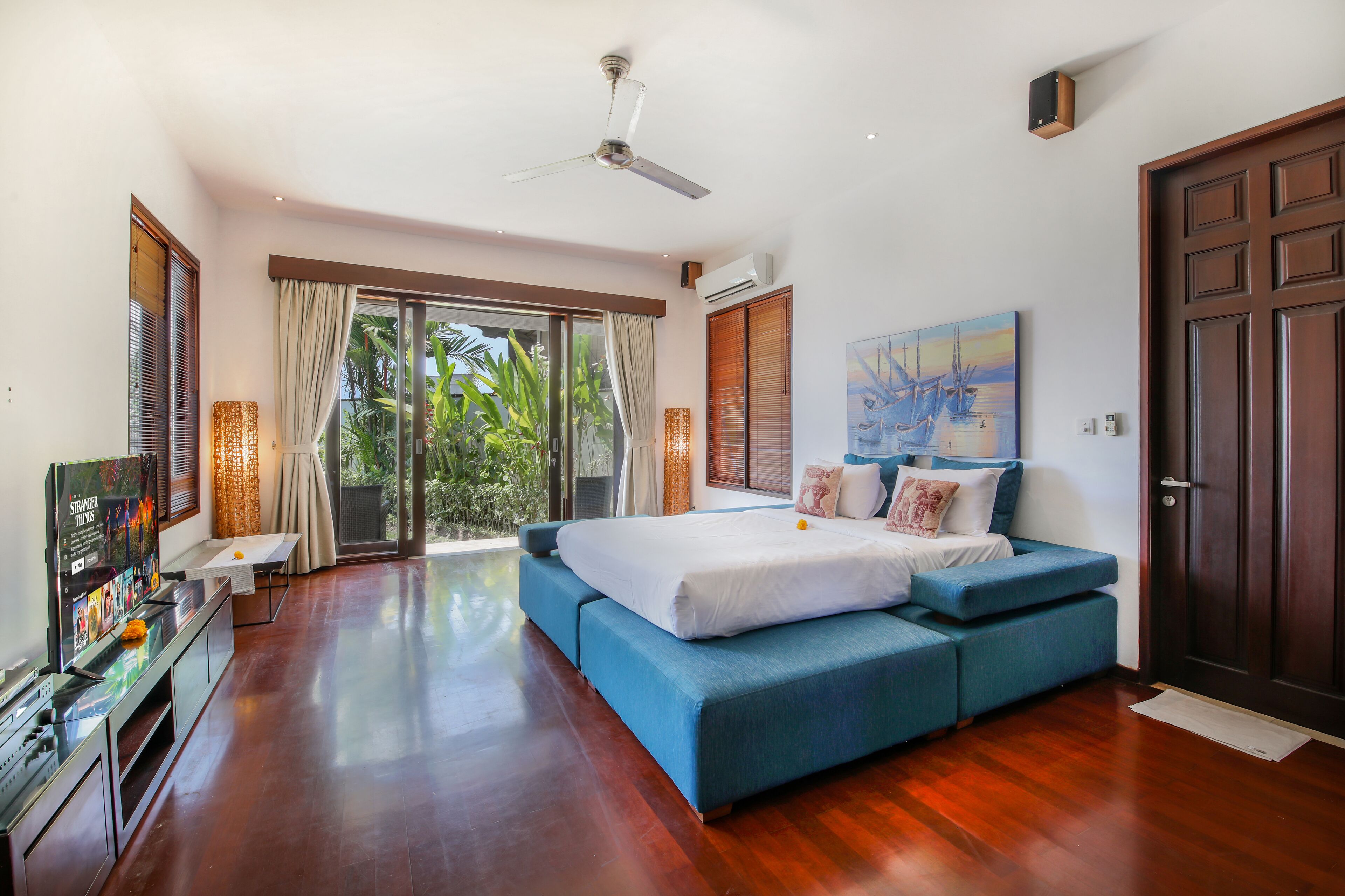 Vila superluxo, 4 quartos, vista para o oceano | 4 quartos, cofres nos quartos, quartos à prova de som