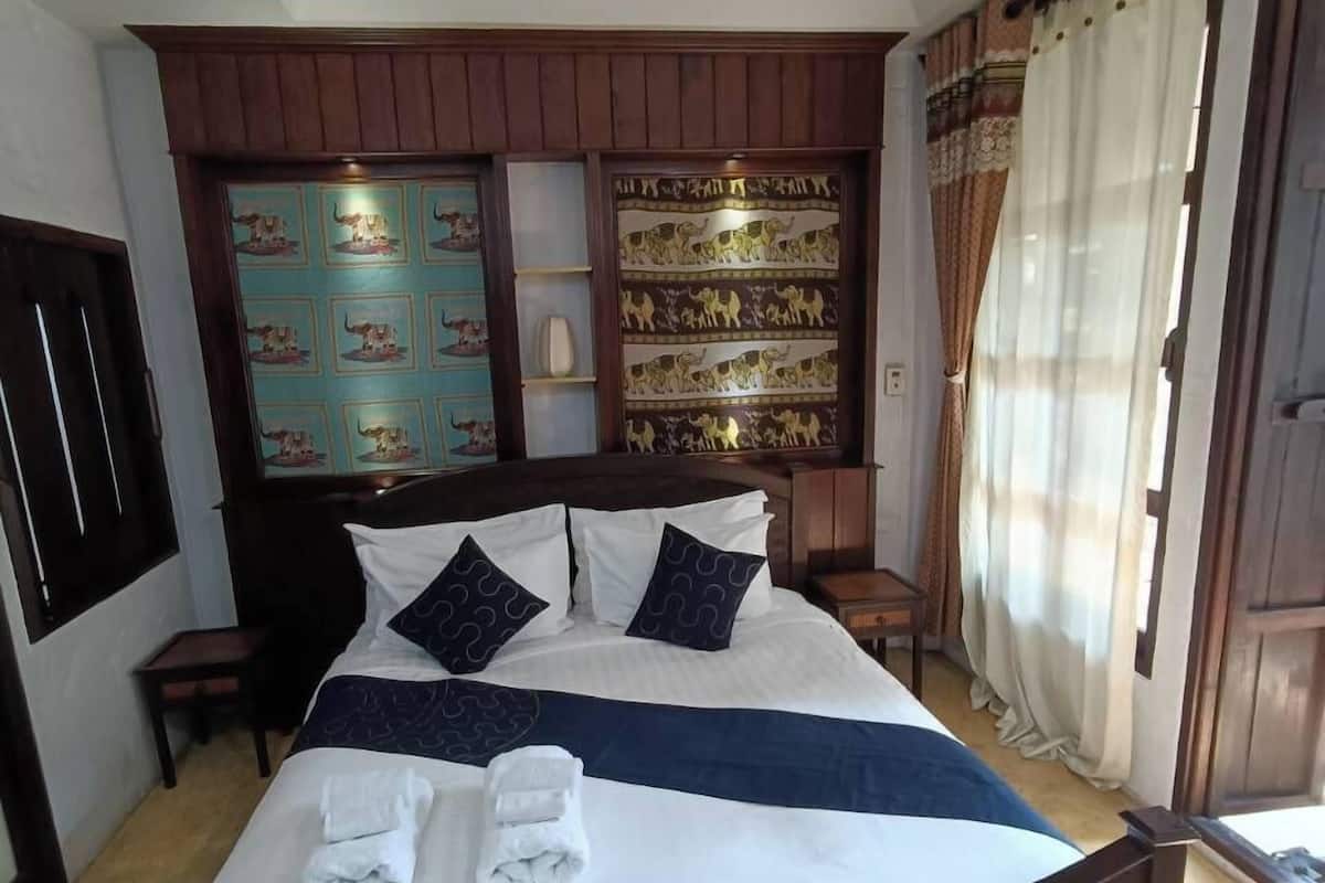 Quarto Duplo Superior | 1 quarto, cortinas/cortinados opacos, Wi-fi grátis